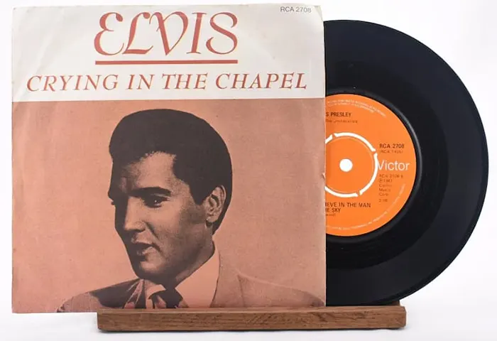 Elvis Presley – Crying In The Chapel – OldiesSong