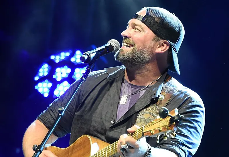 Lee Brice – I Drive Your Truck – OldiesSong